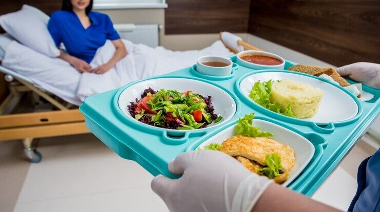 Hospital Food Trays & Healthcare Disposable Tableware: Safe, Hygienic ...